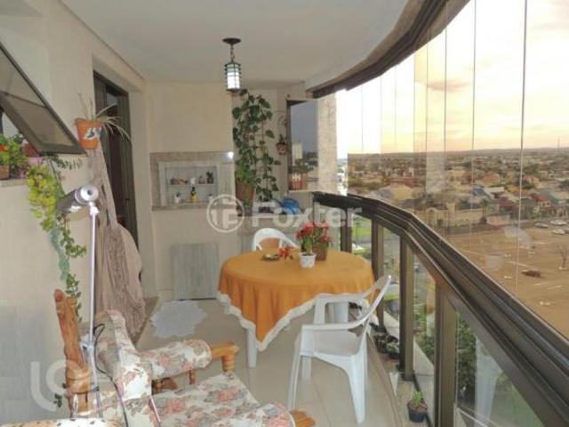 Cobertura, 3 dormitórios, 280.83 m², em Centro