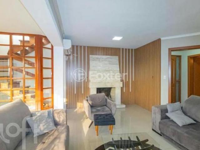 Cobertura, 3 dormitórios, 342.52 m², em Centro
