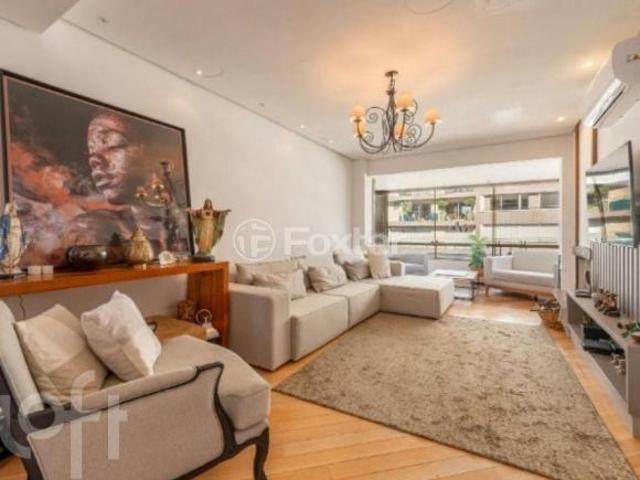 Cobertura, 3 dormitórios, 352 m², em Bela Vista