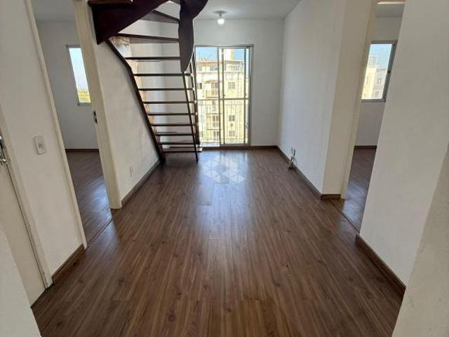 Cobertura 3 Dormitórios à Venda | 93m² | Piscina, Salão de Festas e Portaria 24h