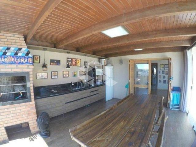 Cobertura, 3 dormitórios, com 251 m² à venda no bairro Teresópolis