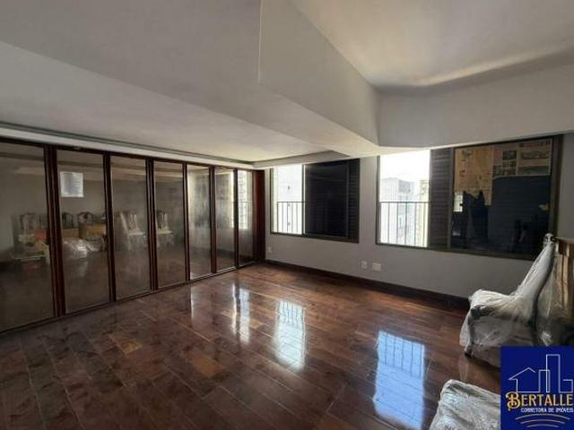 Cobertura 3 quartos, 1 suíte, 430m², 3 vagas de garagem e lazer completo, em localização nobre, no L