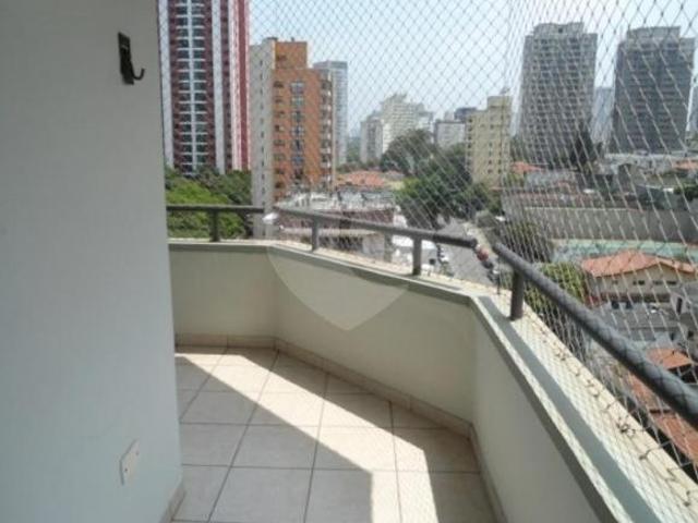 Cobertura 3 quartos, 3 vagas de garagem, excelente localização