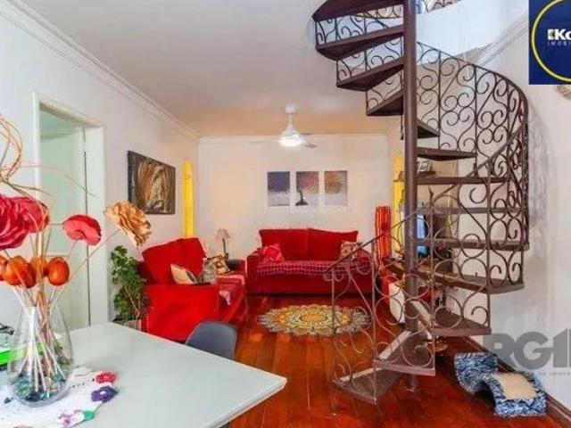 Cobertura 125m² 3 dormitórios, 2 vagas no bairro Petrópolis