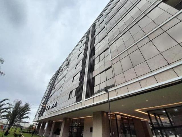 COBERTURA 220M ÚTIL 3 VAGAS DE CANTO NASCENTE VISTA LIVRE COM PISCINA