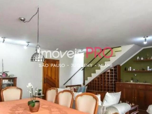 COBERTURA 243m² COM VISTA ESPETACULAR