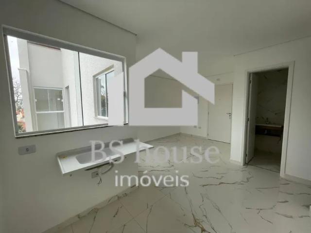 Cobertura 2 dormitórios, 1 suíte, 2 vagas próximo ao Campestre