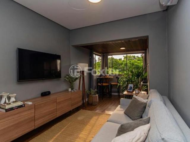Cobertura, 2 dormitórios, 102.42 m², em Jardim Floresta