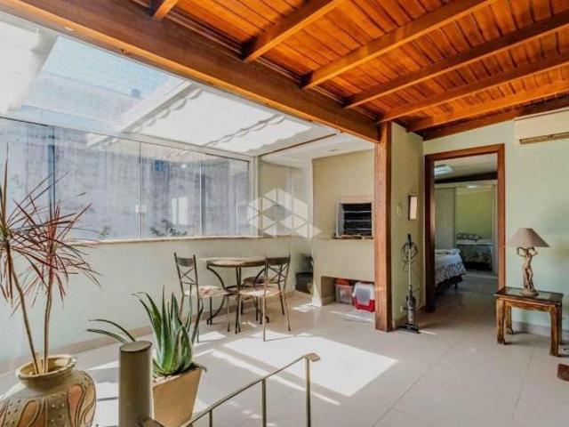 Cobertura 2 dormitórios 108m² 1 vaga no bairro Santo Antônio