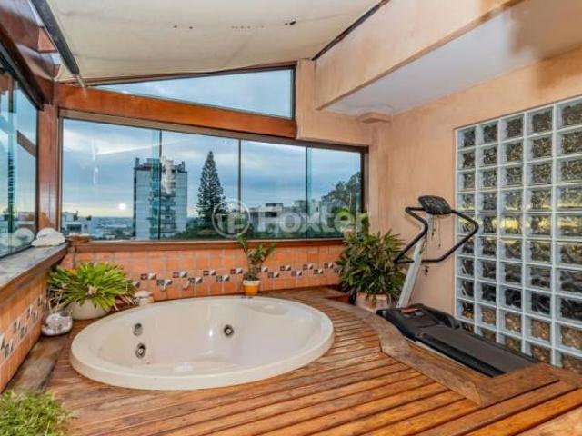 Cobertura, 2 dormitórios, 126.16 m², em Cristo Redentor