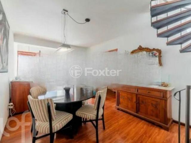 Cobertura, 2 dormitórios, 129.25 m², em Petrópolis