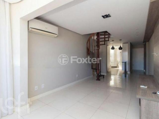 Cobertura, 2 dormitórios, 132.06 m², em Menino Deus