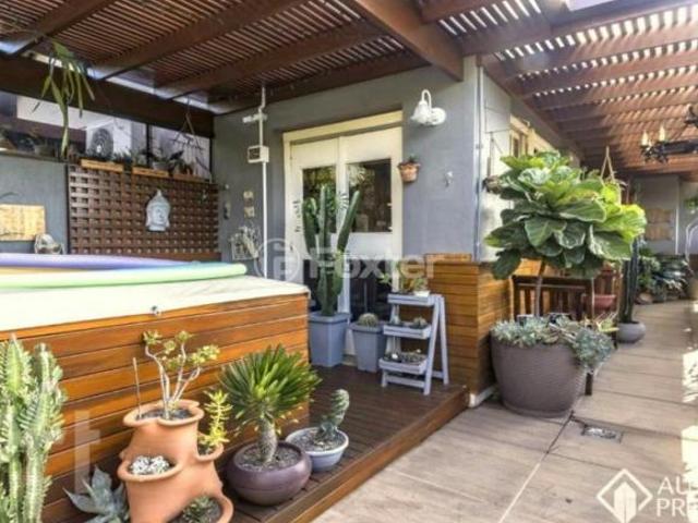 Cobertura, 2 dormitórios, 170 m², em Passo da Areia