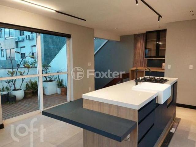 Cobertura, 2 dormitórios, 175.29 m², em Centro Histórico