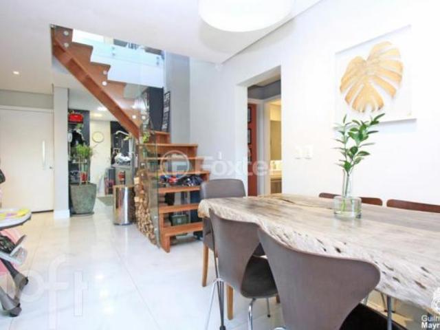 Cobertura, 2 dormitórios, 190 m², em Chácara das Pedras