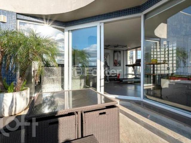 Cobertura, 2 dormitórios, 283.33 m², em Centro