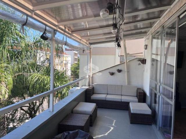Cobertura, 2 dormitórios, vaga Bairro Rio Branco/Moinhos de Vento