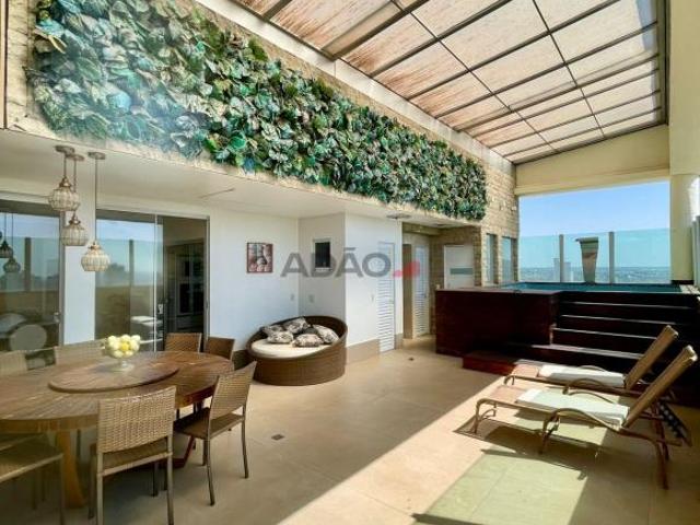 Cobertura 343,62m2 4 suítes, porteira fechada, 4 vagas individuais com piscina e sauna Setor Nova Su
