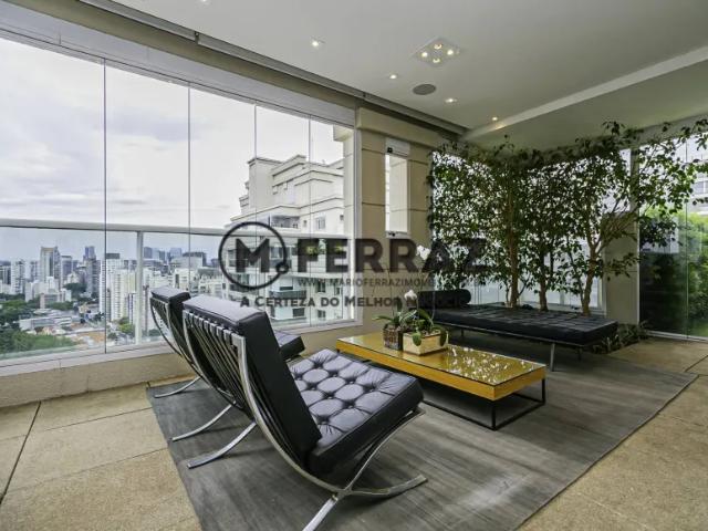 Cobertura 413m² com 4 Suítes e 5 Vagas à Venda na Vila Nova Conceição