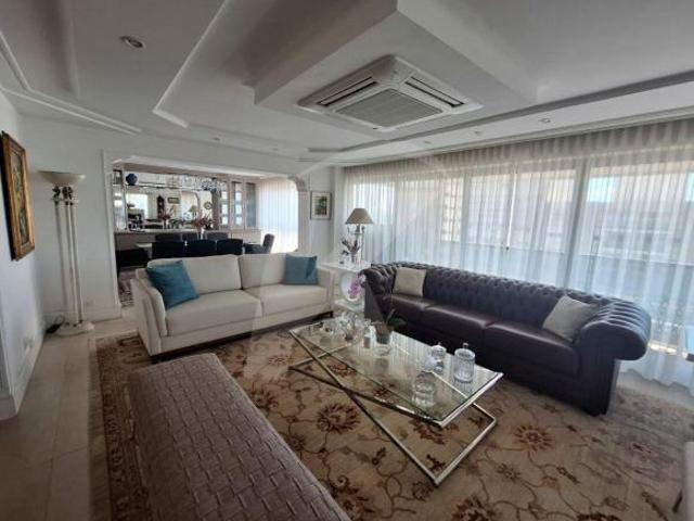 Cobertura 484m² Úteis, Vista para a Cantareira, 4 Dormitórios 2 Suítes e 6 Vagas Alto de Santana