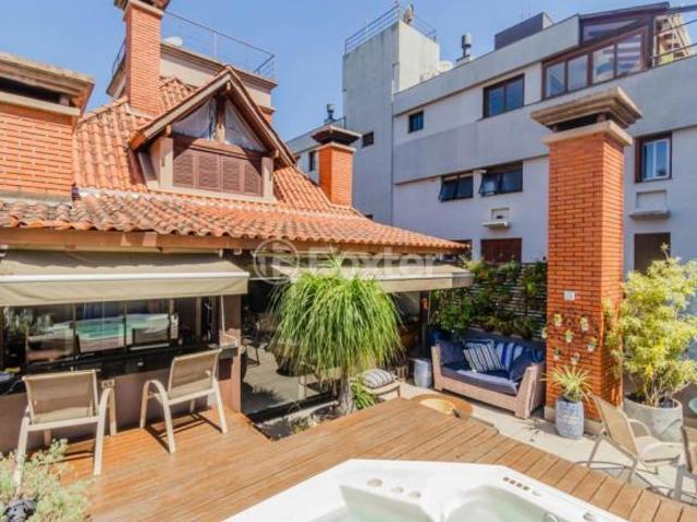 Cobertura, 4 dormitórios, 218.7 m², em Petrópolis