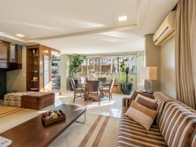 Cobertura, 4 dormitórios, 279.9 m², em Bela Vista