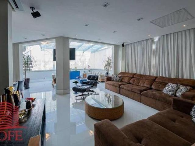 Cobertura, 4 Dorms, 4 Suites, 3 vagas de garagem, Alto Padrão, 370m2