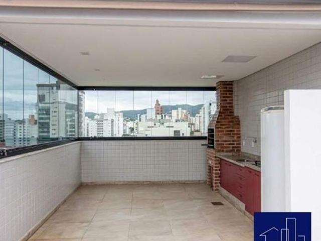 Cobertura 5 quartos, 1 suíte, 237m², 2 vagas, andar alto e com armários, no Santa Efigênia