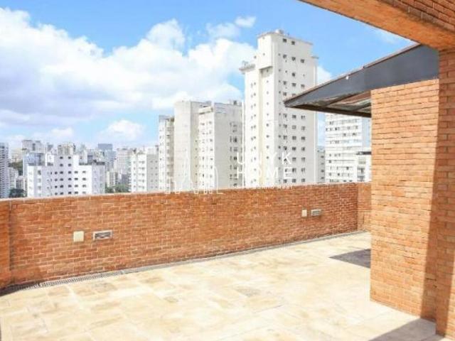 Cobertura com churrasqueira à venda em Perdizes