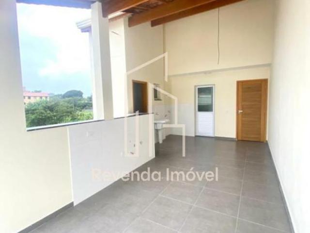 Cobertura com churrasqueira, hall social com Elevador, 2 dormitórios sendo 1 suíte e 2 vagas