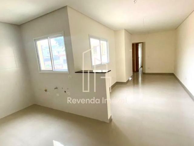 Cobertura com churrasqueira, hall social com Elevador, 2 dormitórios sendo 1 suíte e 2 vagas