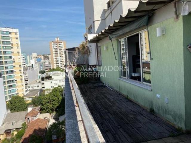 Cobertura com garagem a venda no Menino Deus em Porto Alegre
