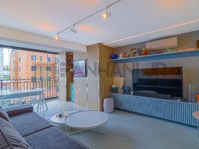 Cobertura com jacuzzi, 2 quartos, 2 suítes, 3 salas, 4 banheiros, 2 vagas de garagem e 165m² no Jard