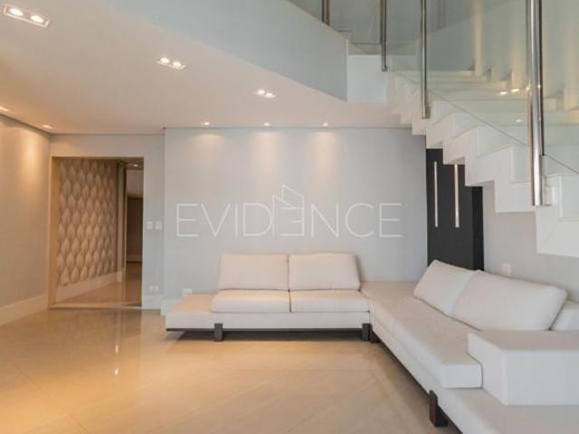Cobertura com piscina e área gourmet no Jardim Anália Franco 304 m²