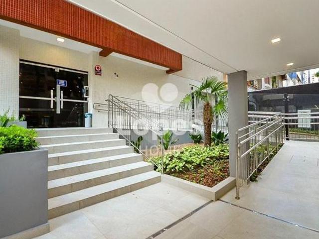 Cobertura com Piscina no Batel | 216m² privativos | 3 vagas