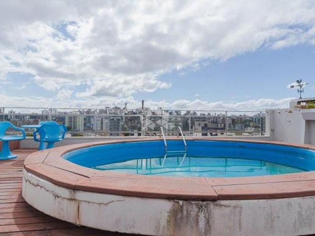 Cobertura com piscina no Bairro Petrópolis em Porto Alegre