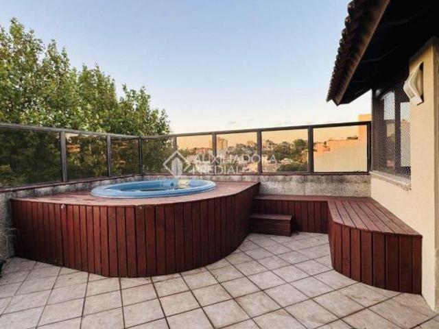Cobertura com piscina privativa à venda no Chácara das Pedras 3 dormitórios, 2 vagas e terraço com