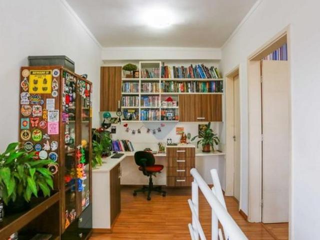 Cobertura com terraço, à venda no Condomínio Stanza D&apos ouro 102 m²