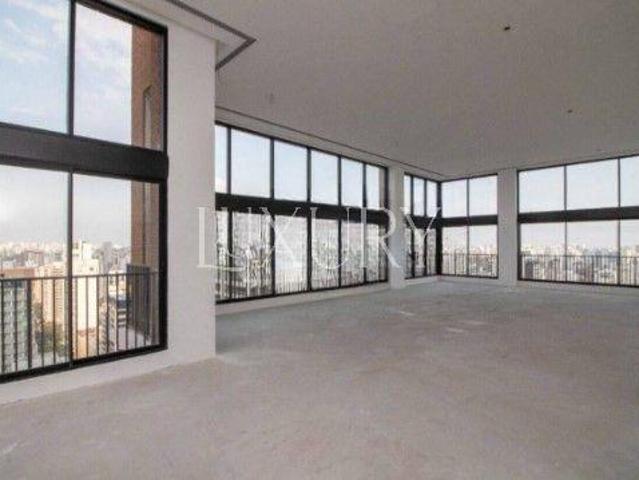Cobertura com Vista incrível 105 m de Altura, Nunca habitada,4 suítes à venda, 688 m² por R$ 44.800