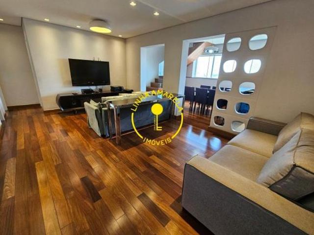 Cobertura com vista panorâmica e jacuzzi próximo ao metrô