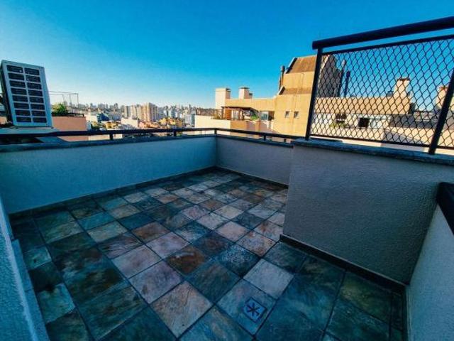 Cobertura com vista panorâmica na divisa Menino Deus e Azenha – Porto Alegre