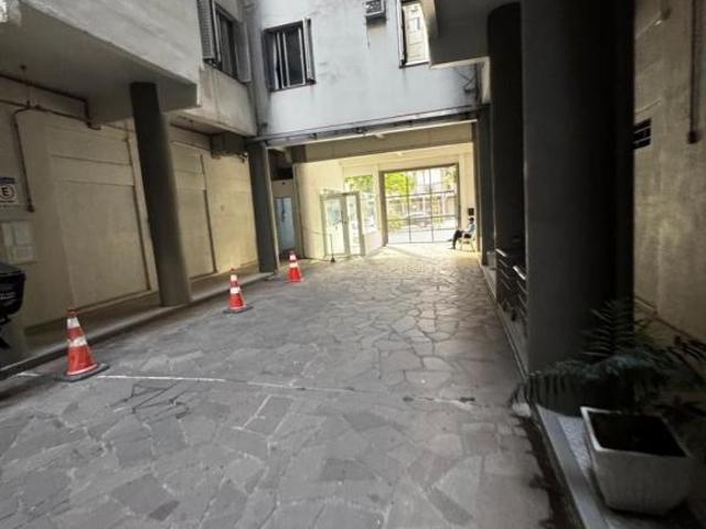Cobertura com Vista Panorâmica para a Redenção – 4 Dormitórios, 2 Suítes – Porto