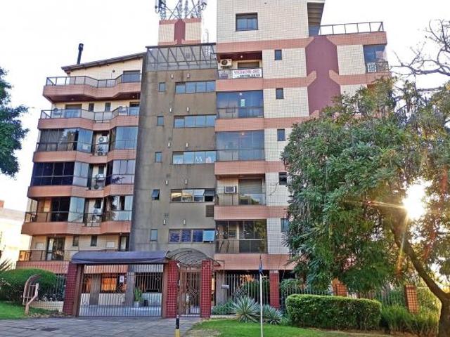 Cobertura com vista para o Guaíba, suíte e 2 vagas