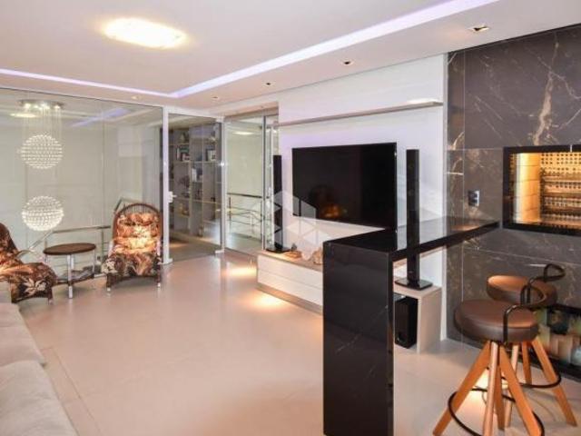 Cobertura com 03 dormitórios no bairro Nossa Senhora das Graças em Canoas