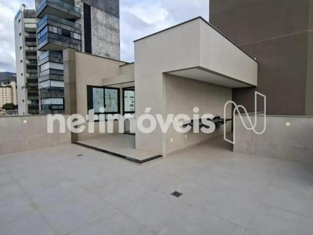 Cobertura com 168 m2 no Sion, elevador até o andar de cima e vista definitiva