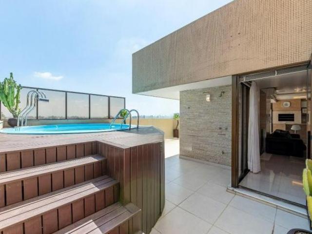 Cobertura com 187m² e 2 dormitórios, 2 suítes, 1 vaga