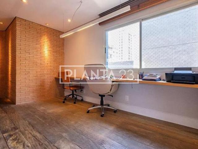 Cobertura com 190 m², 2 quartos sendo 1 suíte à venda no bairro Vila Madalena