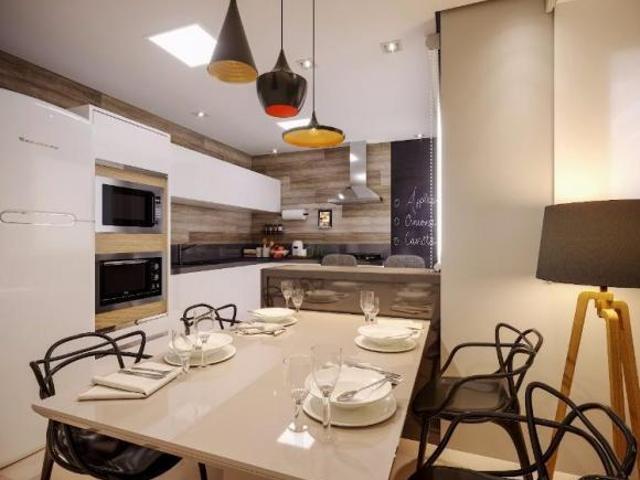 Cobertura com 109m², 2 dormitórios, banheiro, sala, cozinha, área de serviço, 2 vagas, Santo André