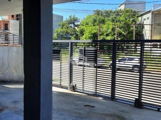 Cobertura com 1 dormitório e sacada com churrasqueira