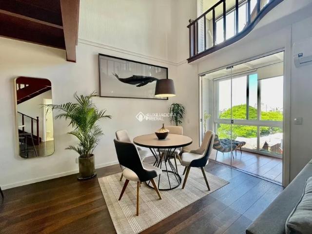 Cobertura com 1 Quarto e 2 banheiros à Venda, 90 m² por R$ 995.000